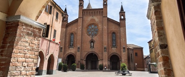 Alba, la città delle torri
