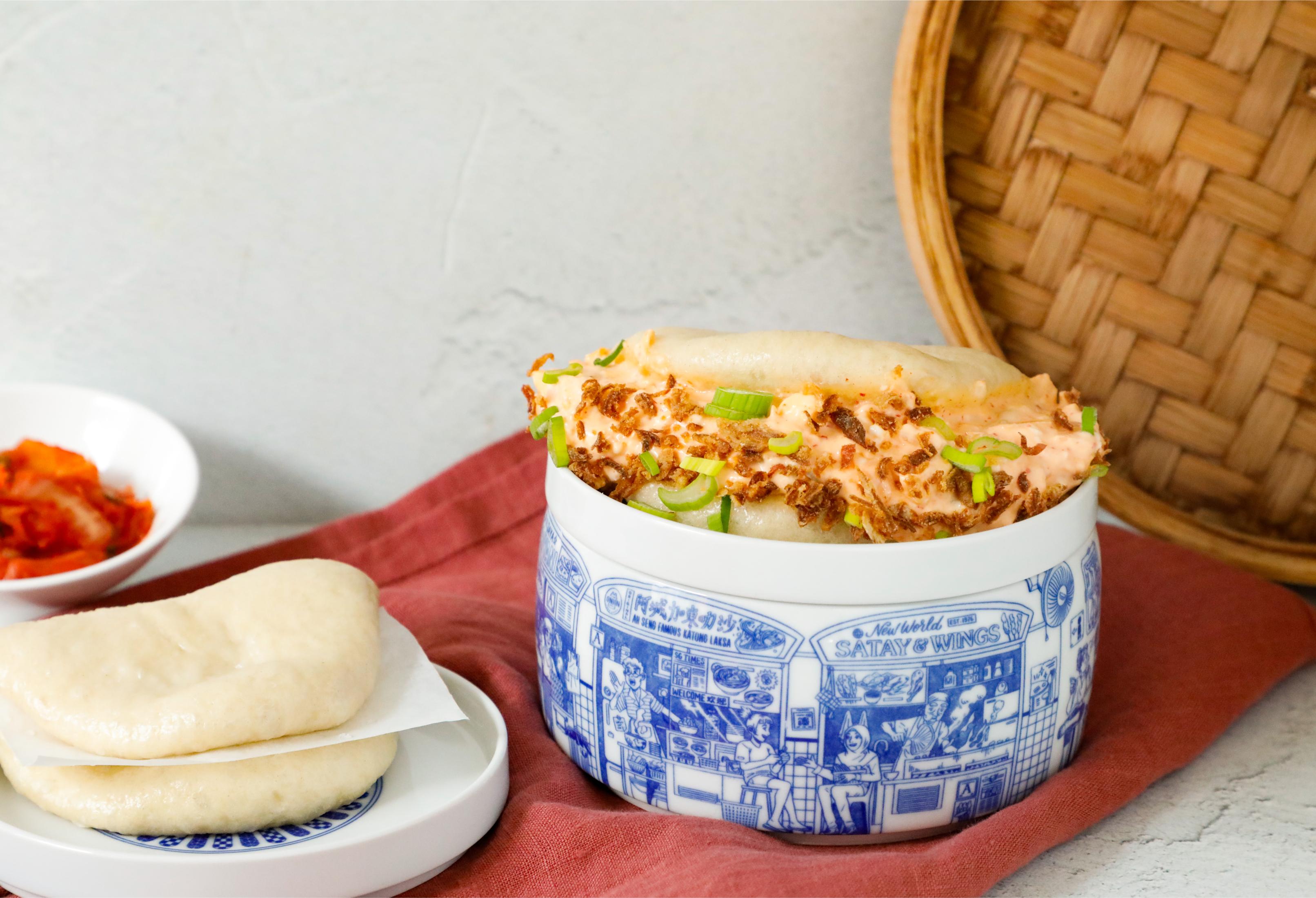 Bao con stracchino di capra e kimchi