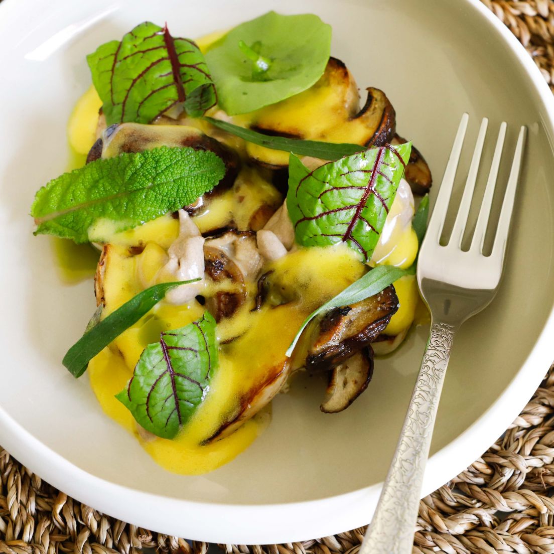 Funghi porcini con salsa Bernese