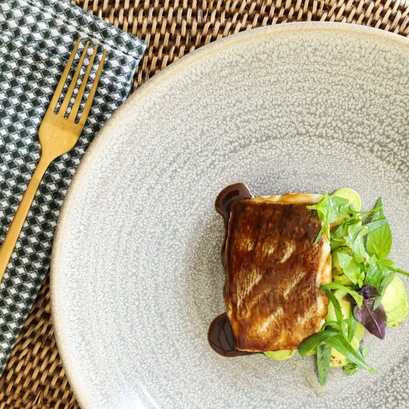 FILETTO DI MORMORA GLASSATO, ZUCCHINE TROMBETTA E MISTICANZA DI ERBE