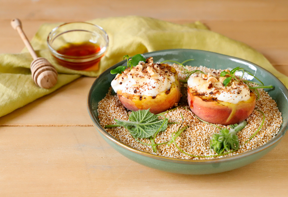 Pesche grigliate con miele, un dessert dal tocco gourmet