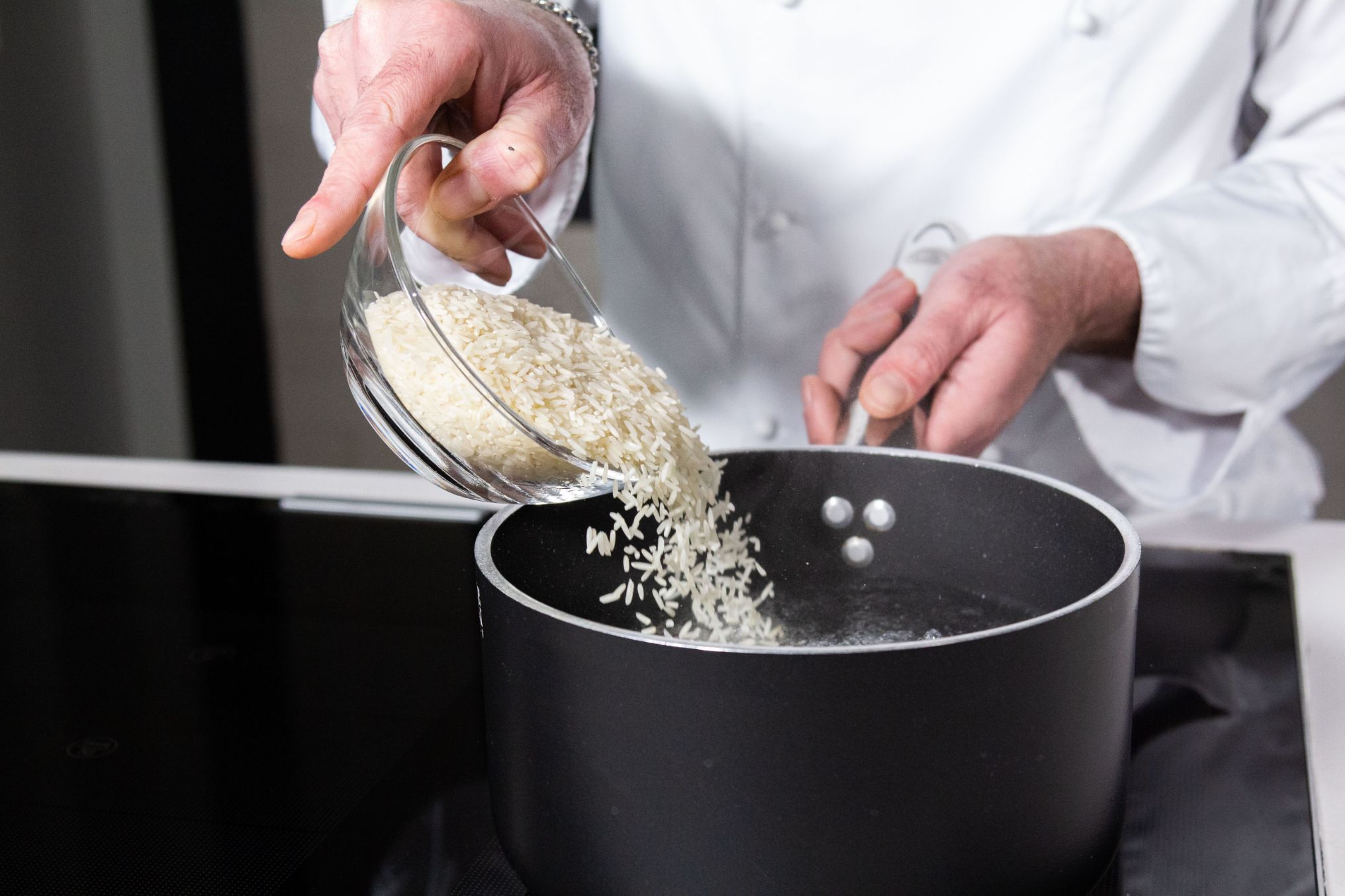 Come tostare il riso per il risotto