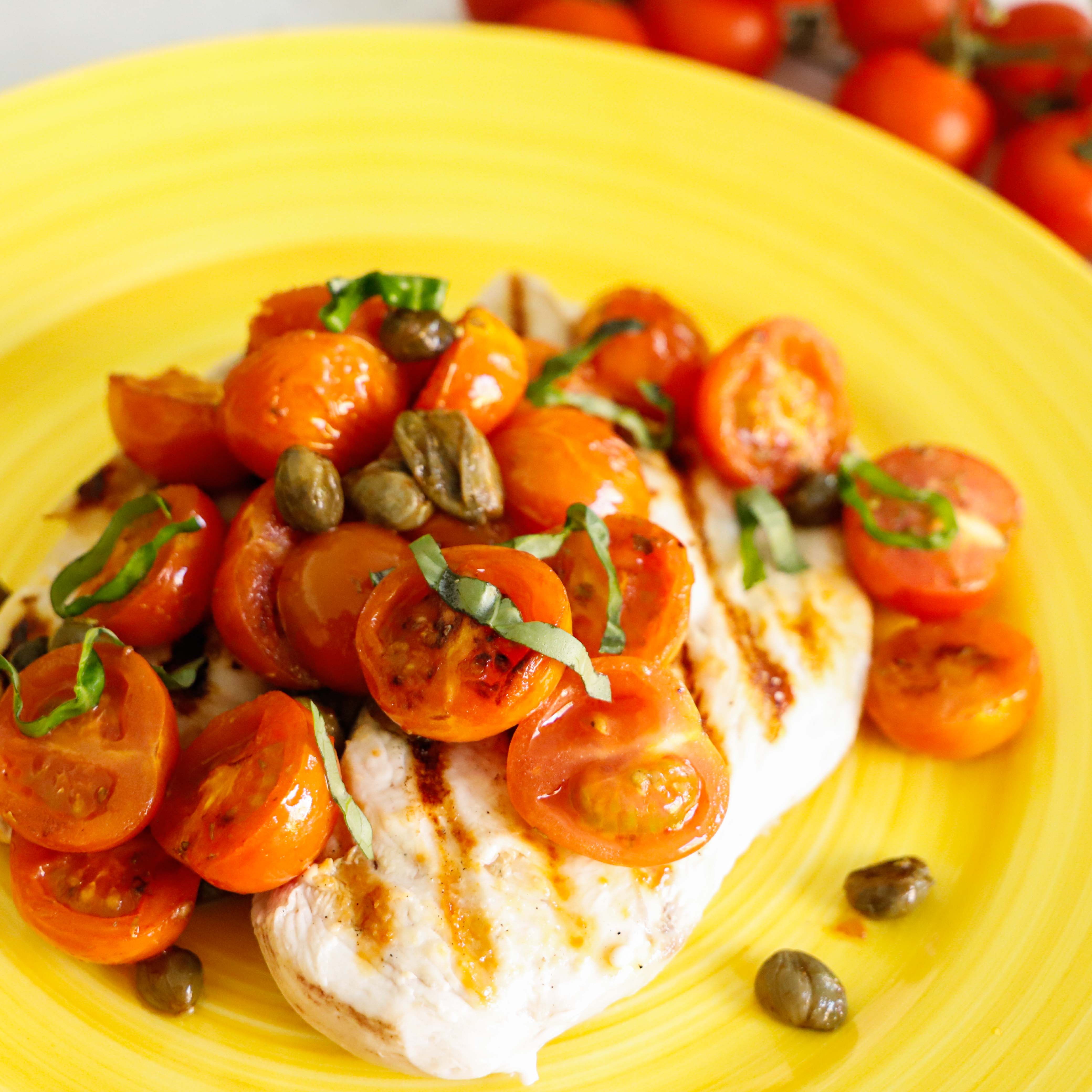 Petto di pollo alla pizzaiola: ricetta light e stuzzicante