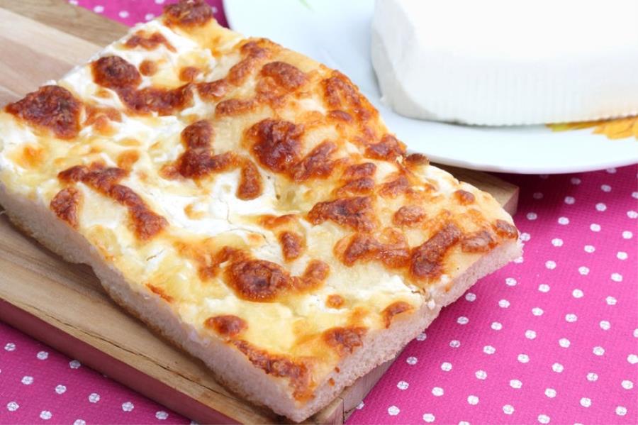 Focaccia con formaggio