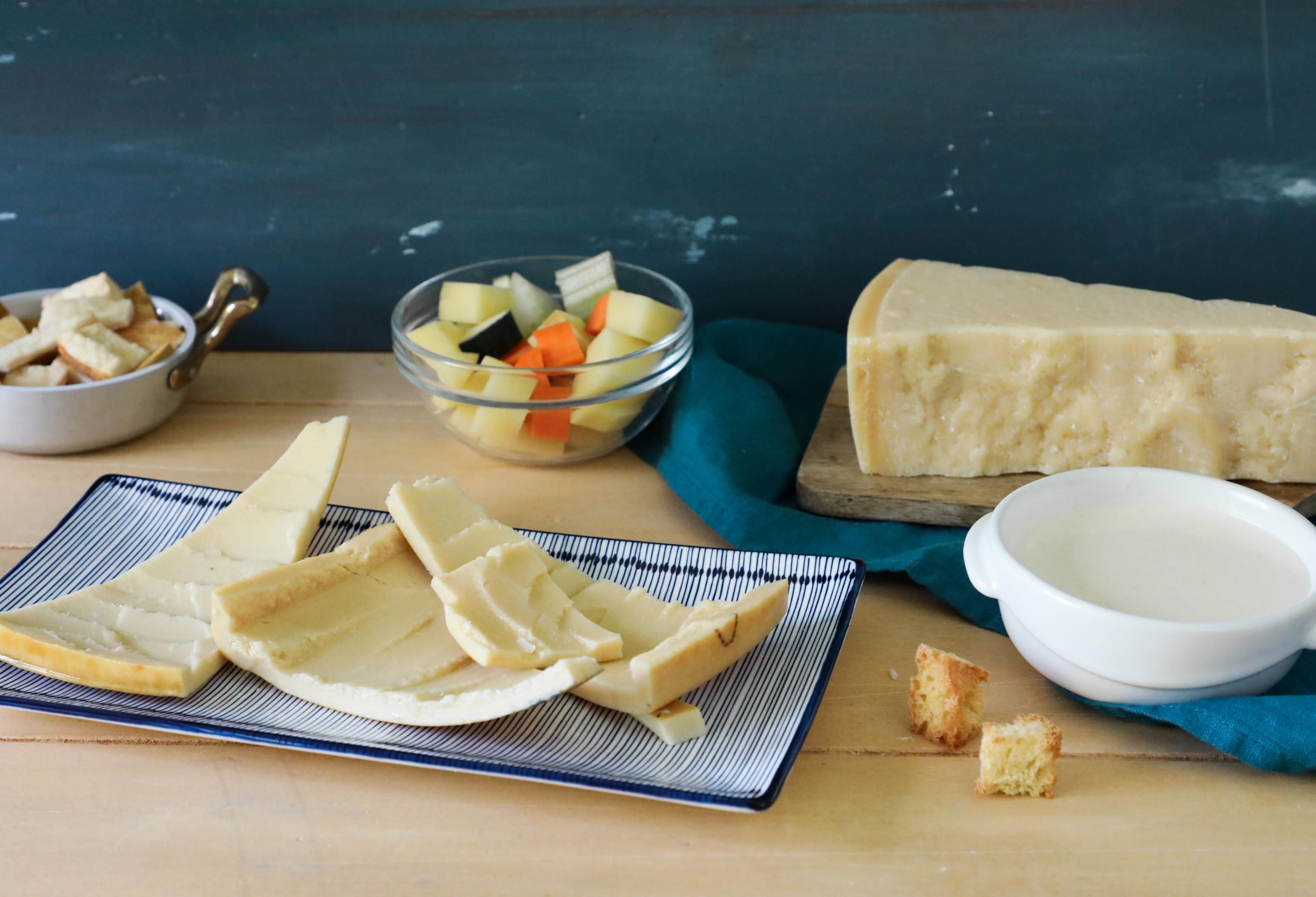 Come riutilizzare le croste di formaggio